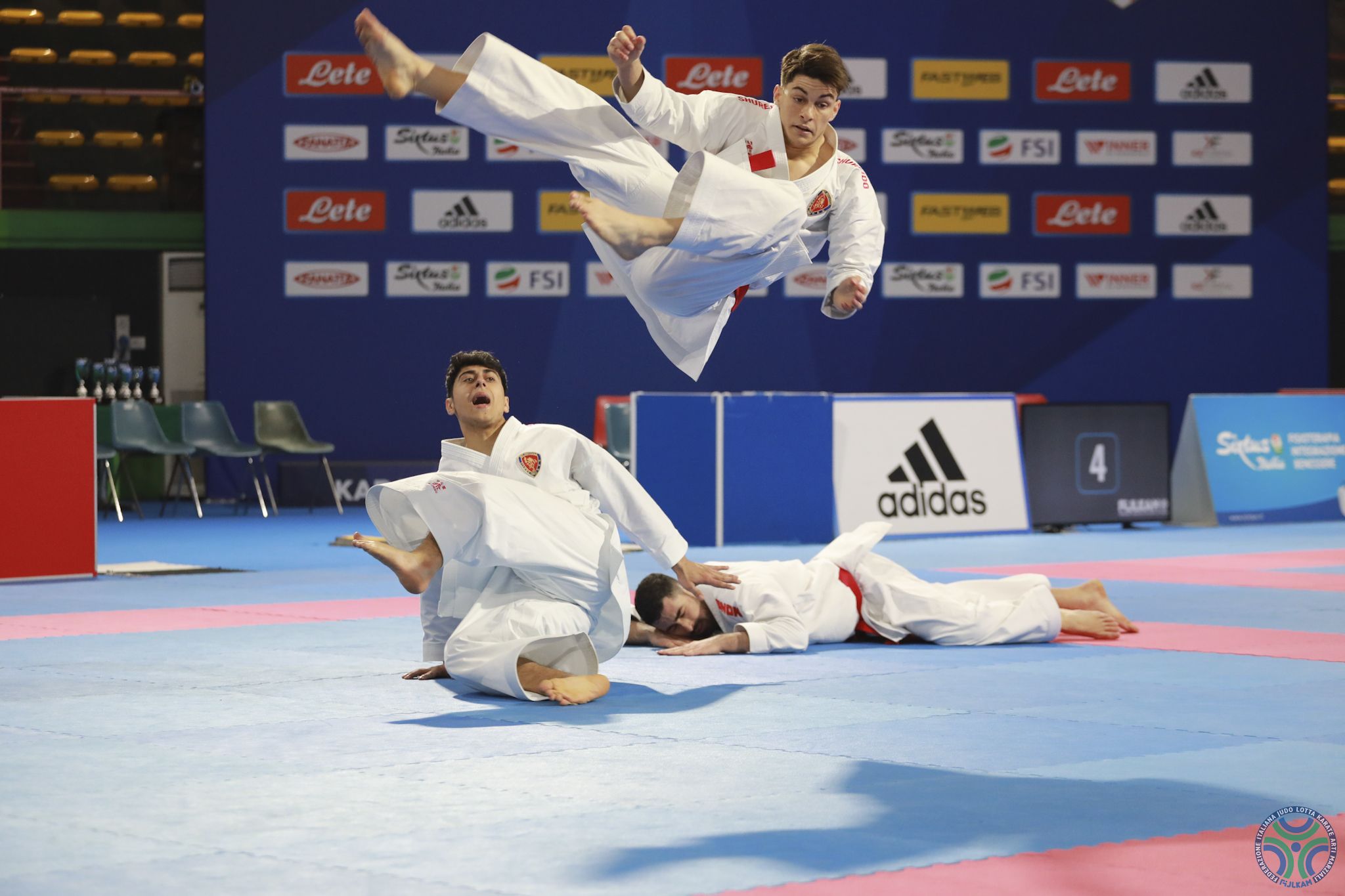 Galleria Fotografica - Karate - Campionato Italiano a Squadre Sociali ...