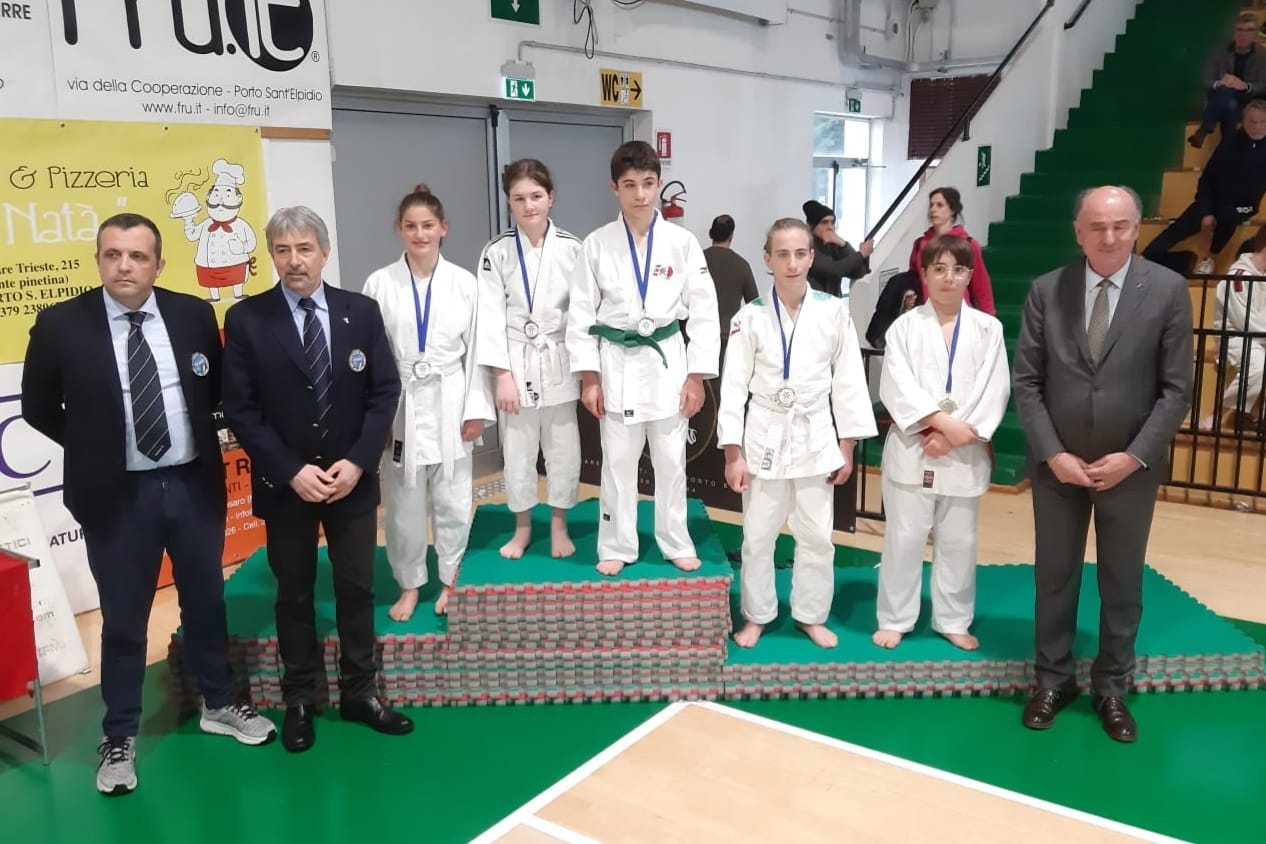 Federazione Italiana Judo Lotta Karate e Arti Marziali - Trofeo Coni ... Federazione Italiana Judo Lotta Karate e Arti Marziali - Trofeo Coni ...